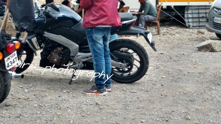 Bajaj Pulsar VS400 spotted during TVC shoot in Ladakh | Team-BHP Bajaj Pulsar VS400 spotted during TVC shoot in Ladakh | Team-BHP